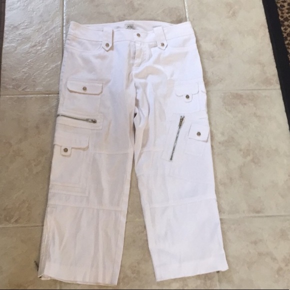Cache | Pants & Jumpsuits | Cache Capri Pants | Poshmark